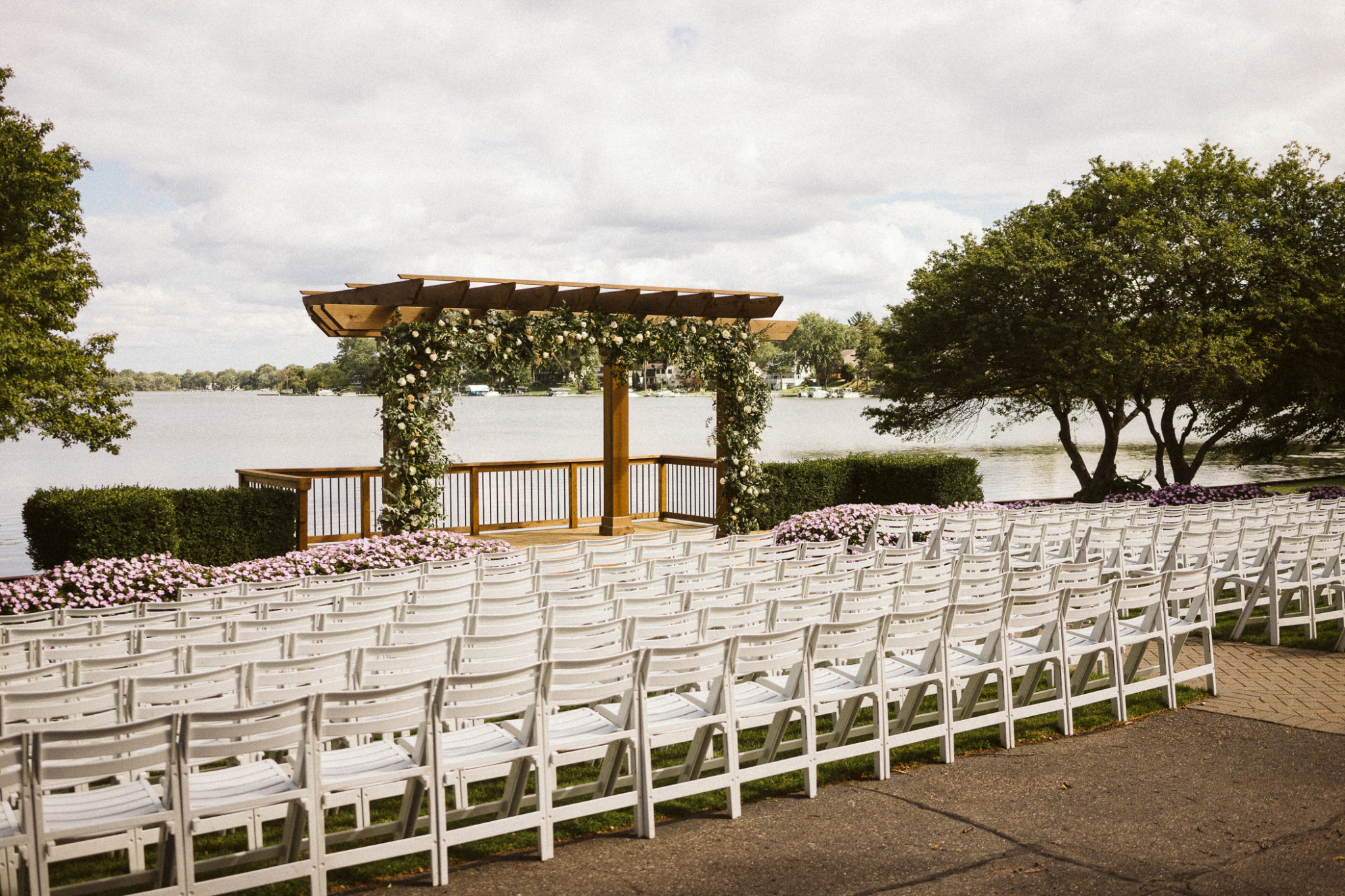 Kelly and Braden | Bay Pointe Golf Club Wedding - smithandco.photo