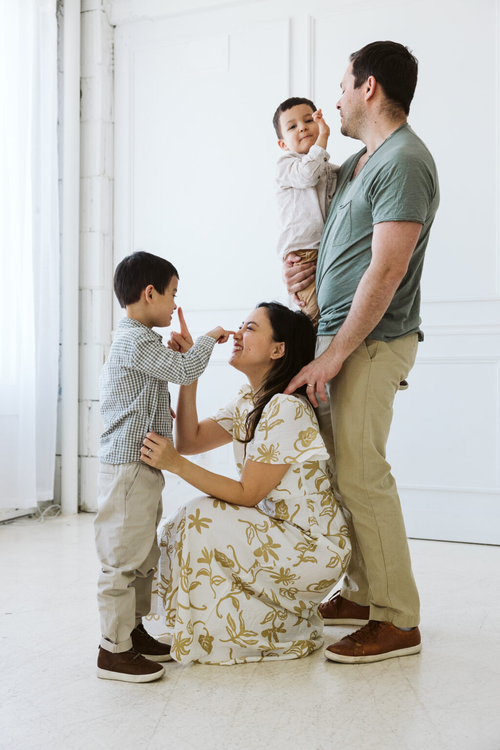 Pontiac Michigan Family Photography - smithandco.photo